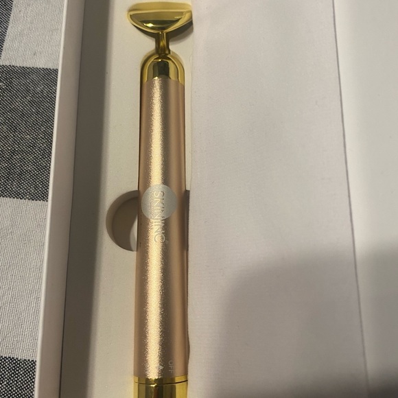 skin inc | Skincare | Skin Inc Sculpt Lift Bar 24k Gold | Poshmark